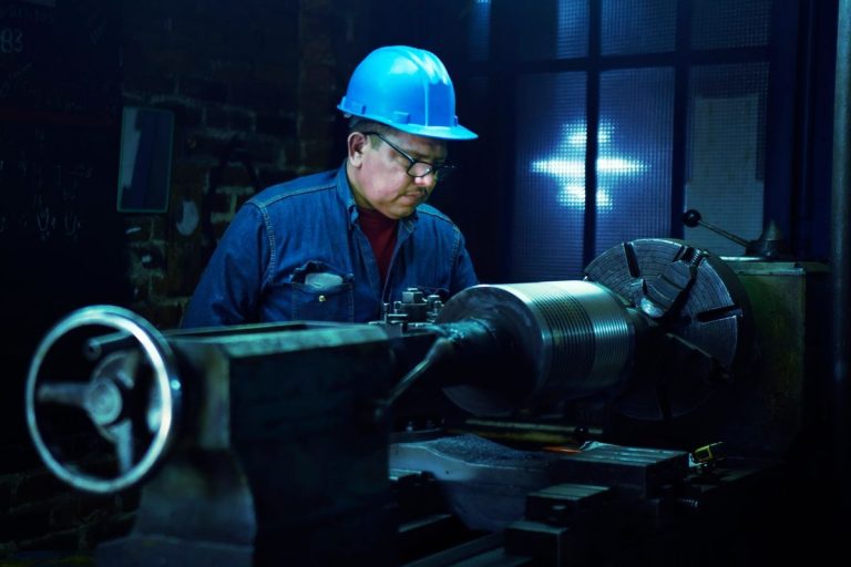 Examples and Definitions of Blue Collar Jobs – BlueCollarJobs.com